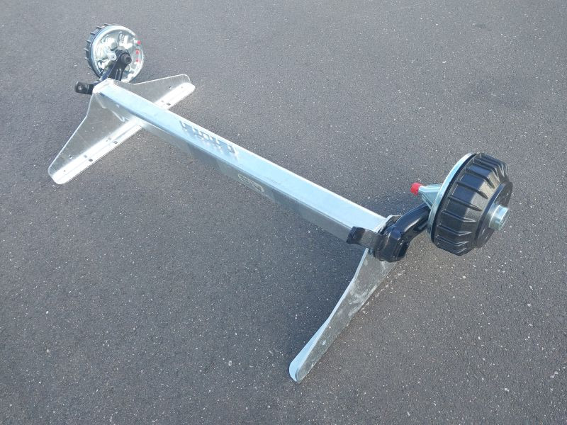gebremste Achse bis 1500 kg Flansch 1150mm Auflage 735mm (2260209) Ers
